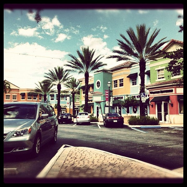 Weston Town Center - 1731 Main St