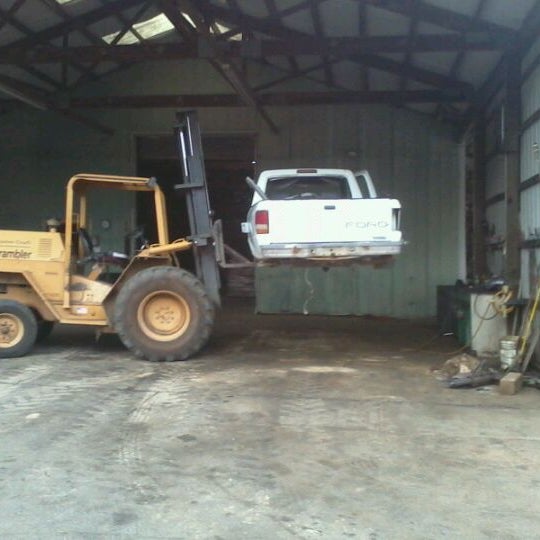 Graves auto salvage - 1 tip