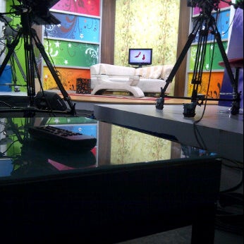Highheels studio Kompas TV Surabaya - Structure