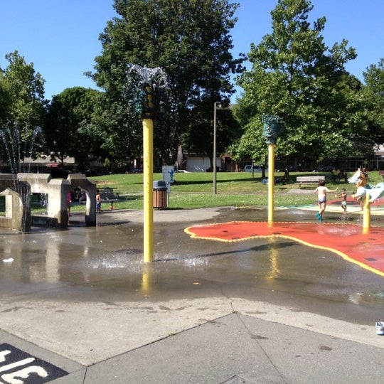 Edwin T Pratt Park - Playground