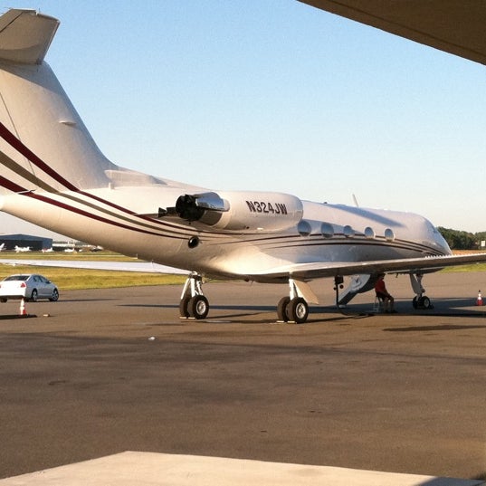 Cobb County Airport - McCollum Field (RYY) - Airport in Kennesaw
