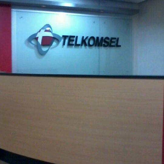 Photos at Atrium Mulia Telkomsel - Jakarta Selatan - 12 tips