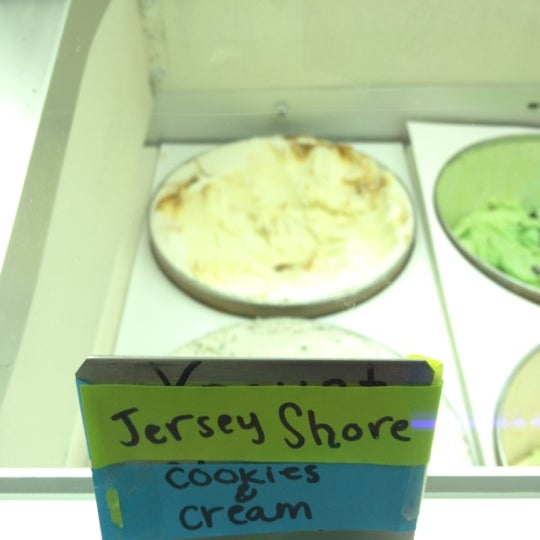 Iceberg Ice Cream - 6105 Long Beach Blvd