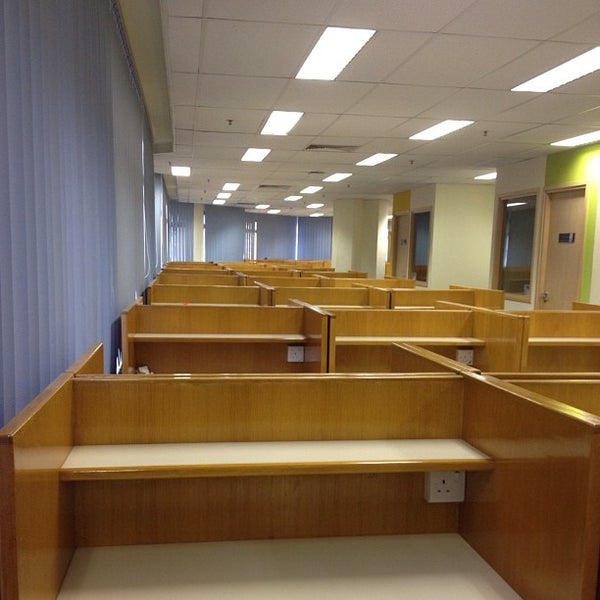 Photos at Lien Ying Chow Library 连瀛洲图书馆 - Bukit Timah - 22 tips from ...