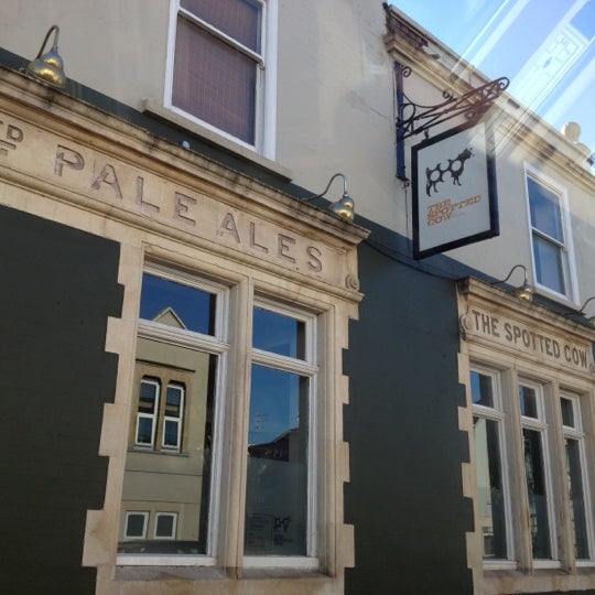 The Spotted Cow - Pub in Bristol