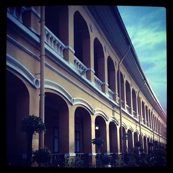 อาคารสวนกุหลาบ (ตึกยาว) Suankularb Building (Long Building) - College ...