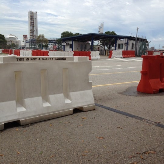 Exxonmobil PAC East Entrance - Office