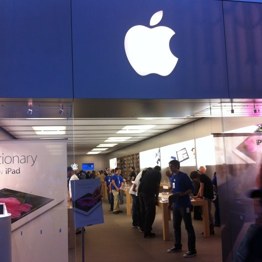 Photos at Apple Providence Place - Electronics Store in Downtown Providence