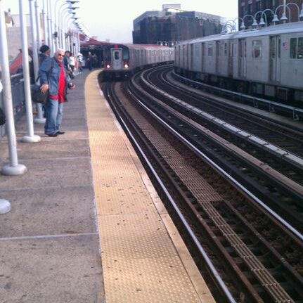 Photos at MTA Subway - 174th St (2/5) - Metro Station in Bronx