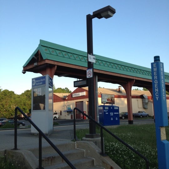 NJT - Nanuet Station (PVL) - Train Stations in Nanuet