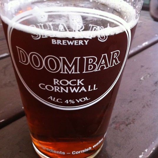 Castell Mynach - Pub