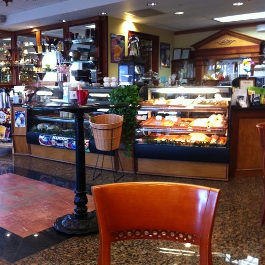 Cafe Bakery Majestic - Downtown Manassas - 9255 Center St