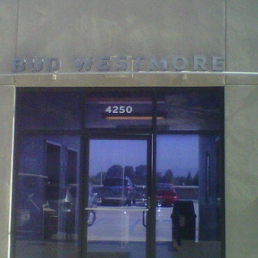 NBCU - Building 4250 - Universal City, CA