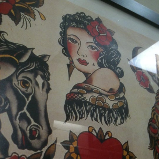 Chapel Tattoo - Tattoo Parlor in Windsor