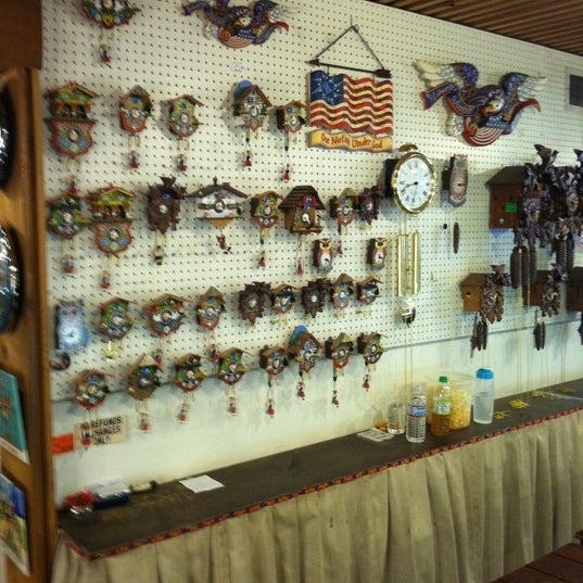 Olde World Clocks & Music Boxes - Gift Shop in Solvang