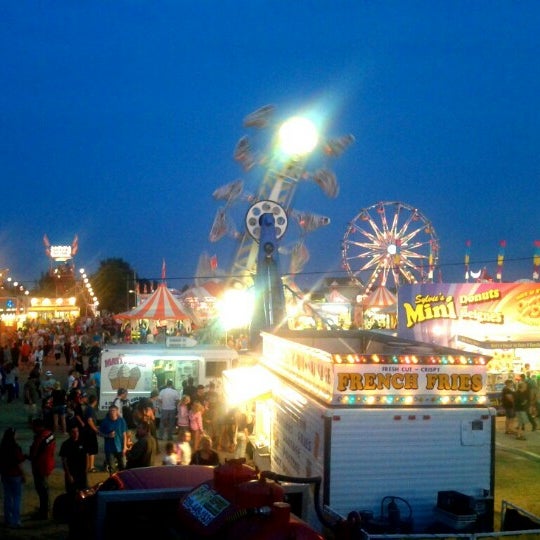 Paris Fairgrounds - 3 tips from 216 visitors