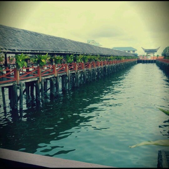 Dragon Inn Floating Resort 龙门客棧 - 23 tips from 1243 visitors