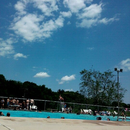 L. Beard Miller Memorial Swimming Pool - 1 tip from 19 visitors