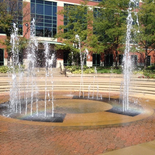 KSHE 95 - Downtown West - 401 S 18th St