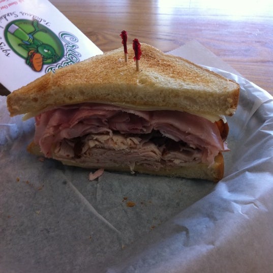 Cricket's Fabulous Sandwiches & Subs - Highlands - 3667 N Federal Hwy