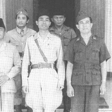 Pahlawan Nasional Bung Tomo (Sutomo) - 4 tips from 16 visitors