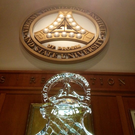 German Club Manor - 711 Southgate Dr