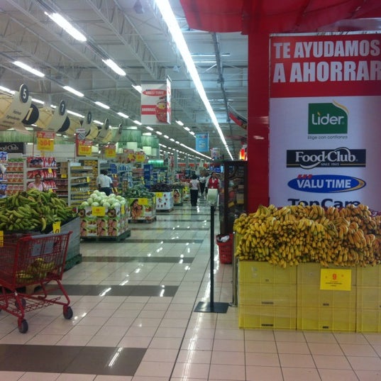 Jumbo - Gran tienda en Los Restauradores