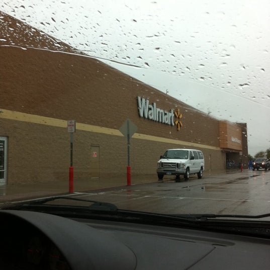 Walmart Supercenter - 121 Highway 332 W