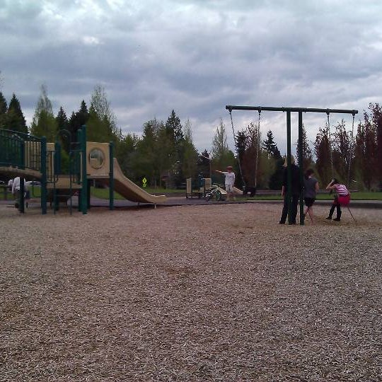Photos at Cascade View Park - Park in Redmond