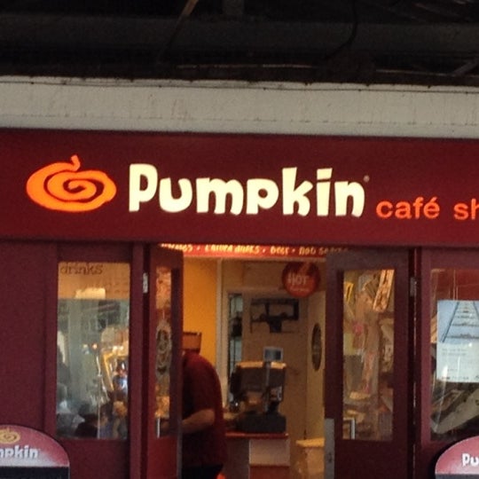 Pumpkin Cafe - Café in Haywards Heath