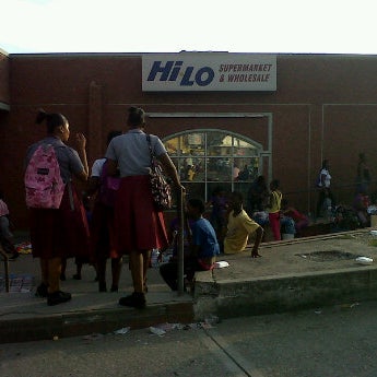 Hi-Lo Supermarket - Spanish Town, Parish of Saint Catherine