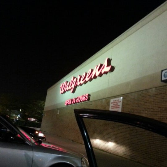 Photos at Walgreens - Belmont Central - 5600 W Fullerton Ave