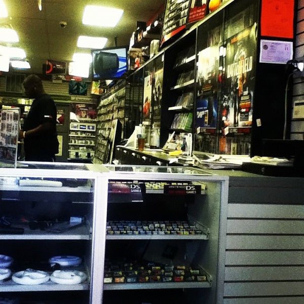 Photos at GameStop - Charles Village - Baltimore, MD
