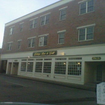 Libby's Bar & Grill - Bar