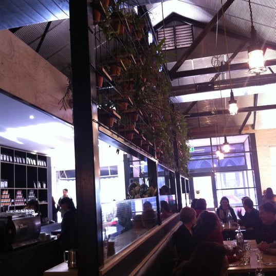 Axil Coffee Roasters - Café in Hawthorn