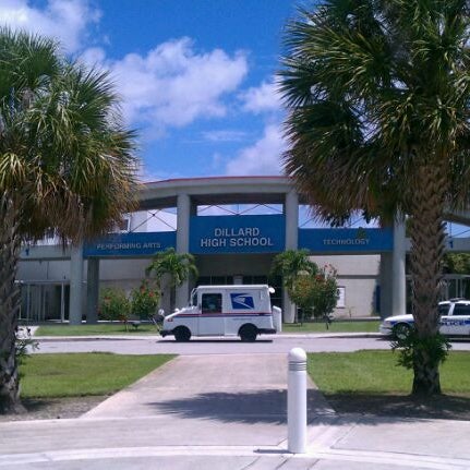 Dillard High School - High School