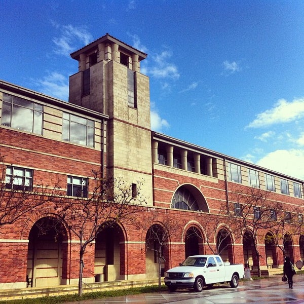 Popovich Hall (JKP) - South LA - 3 tips