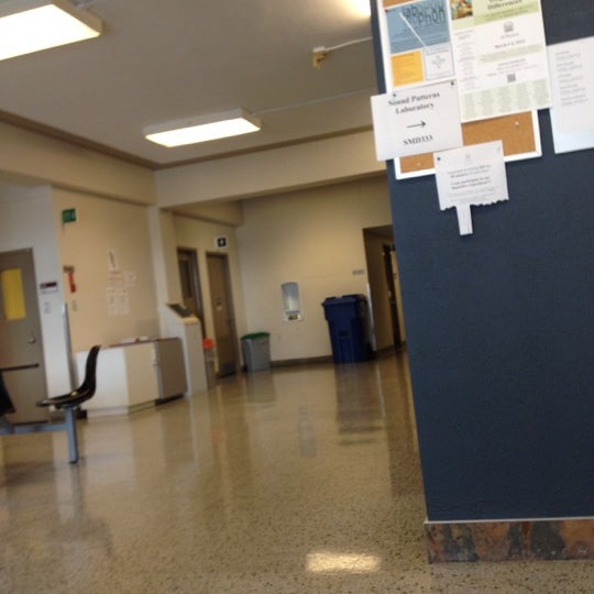 Photos at Simard Hall | Pavillon Simard - uOttawa - College Academic ...