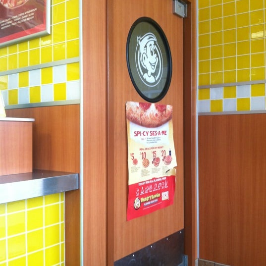 Hungry Howie's Pizza - Pizzeria