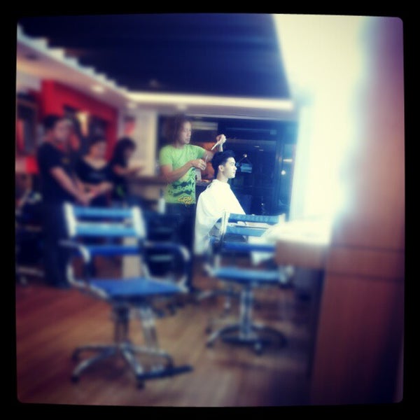 Azta Urban Salon Tomas Morato - Hair Salon in Laging Handa