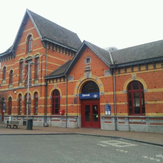 Gare de Genval - 1 tip