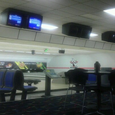 AMF Des Moines Lanes (Now Closed) - Highland Park - 5 tips from 236 ...
