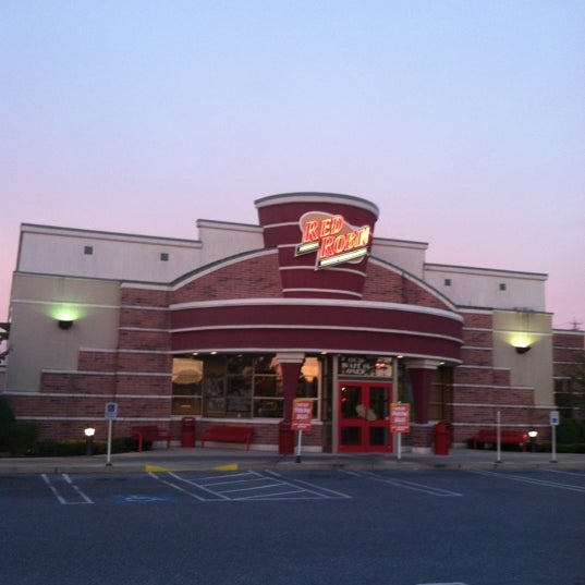 Red Robin Gourmet Burgers And Brews