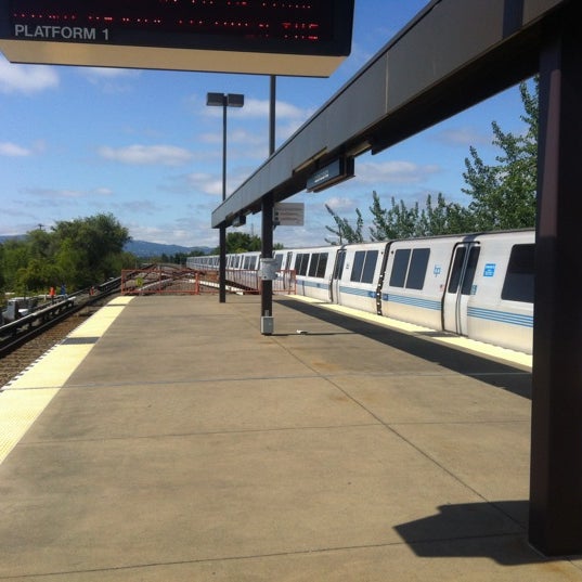 Concord BART Station - Light Rail Station in Concord