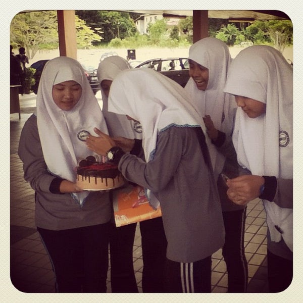 Sekolah Menengah Awang Semaun - Bandar Seri Begawan, Brunei and Muara ...