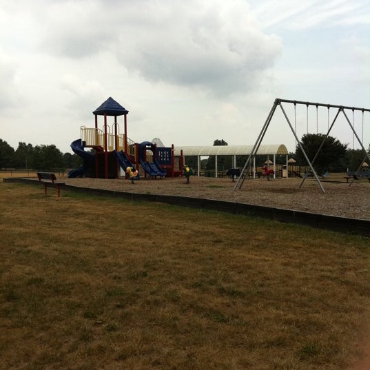 Weiss Park - Park in Newark