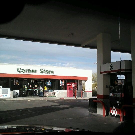 Diamond Shamrock - 134 visitors