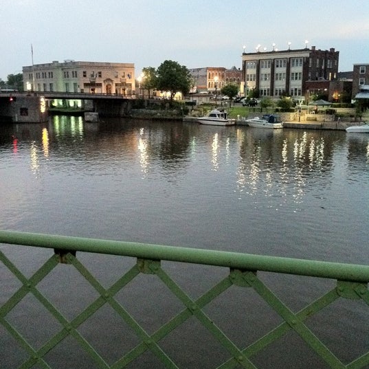 North Tonawanda Gateway Park - 99 Sweeney St