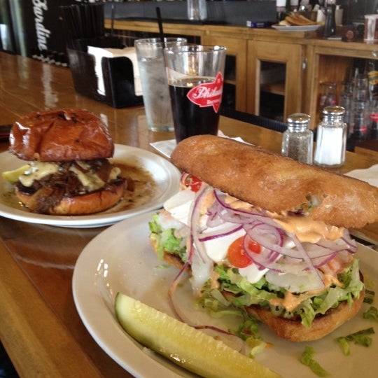 American Sardine Bar - Bar in Point Breeze