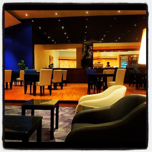 MAS Golden Lounge - Satellite - 136 tips